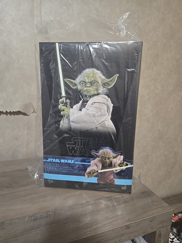 Hot Toys Yoda Star Wars Episode 2 | eBay