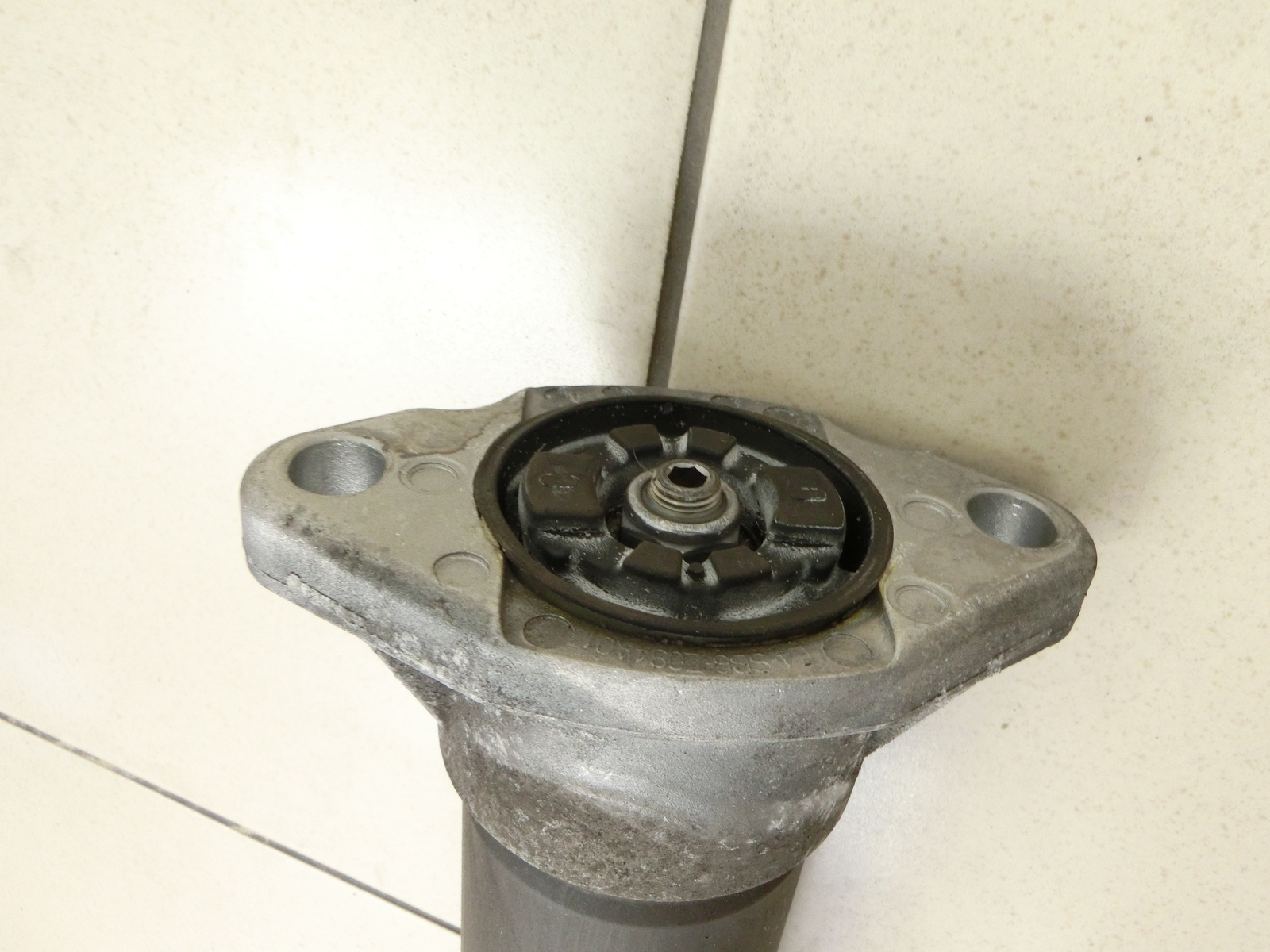 Shock Absorber Le Rear 485 for Mercedes C200 W205 14-18 24tkm ...