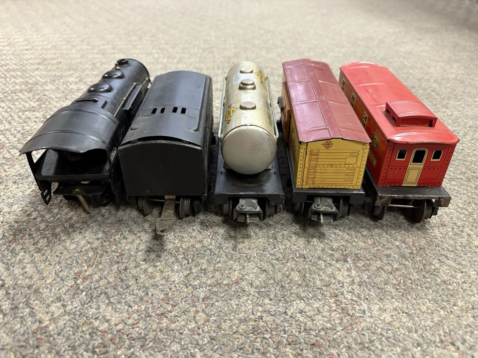+ Lionel O Prewar 258 Locomotive 1689T Tender w/ 3 Freight Cars 1679 ...