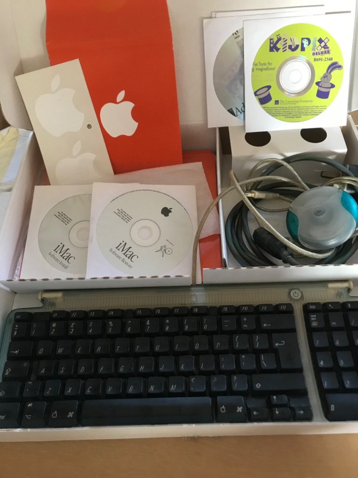 Boxed Vintage Apple iMac G3 Blueberry, with keyboard, mouse and OSX ...