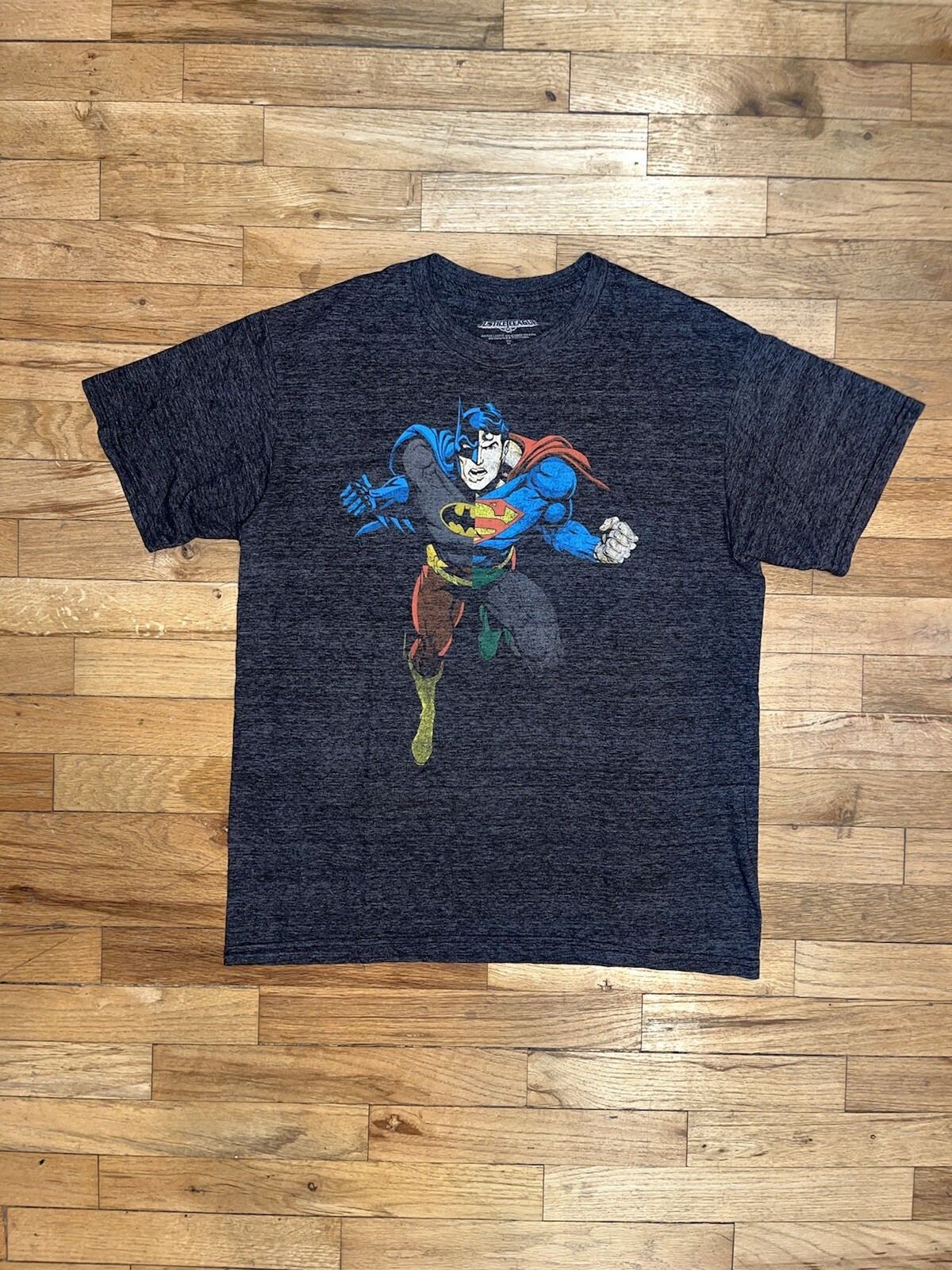 Batman / Superman Mash Up Justice League Men’s T-Shir… - Gem
