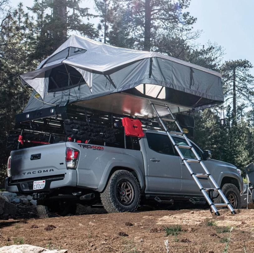 SmittyBilt GEN2 Overlander Rooftop Tent XL Gray w/ Mattress & Ladder ...