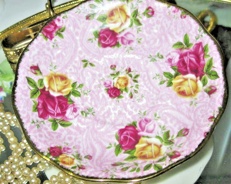 Royal Albert Old Country Roses DUSKY PINK LACE Tea Cup and Saucer 6oz ...