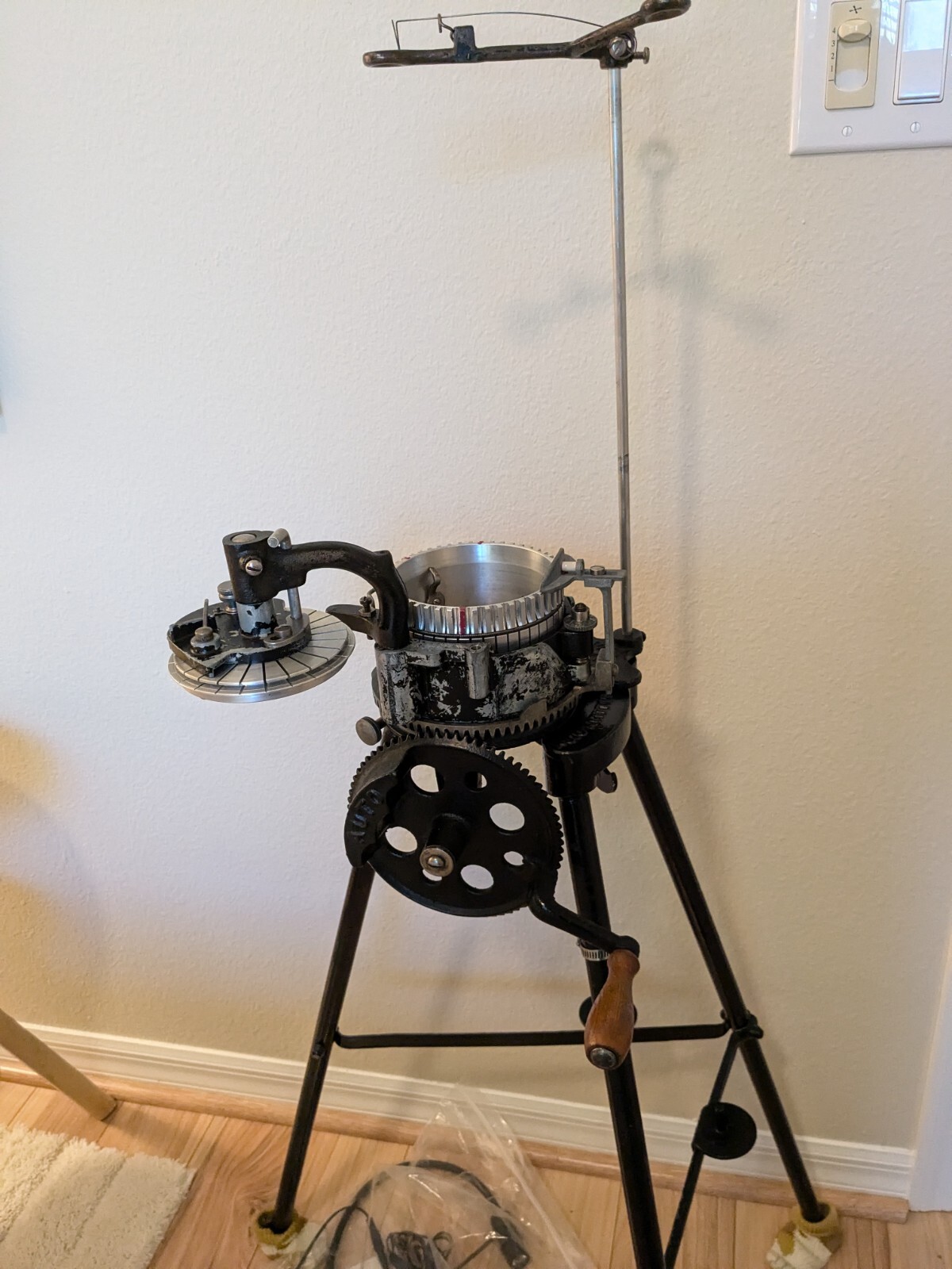 Black Antique Auto Knitter CSM sock knitting machine with accessories ...