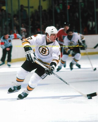 STAN JONATHAN Flying UP ICE with PUCK 8x10 Photo BOSTON BRUINS ENFORCER ...