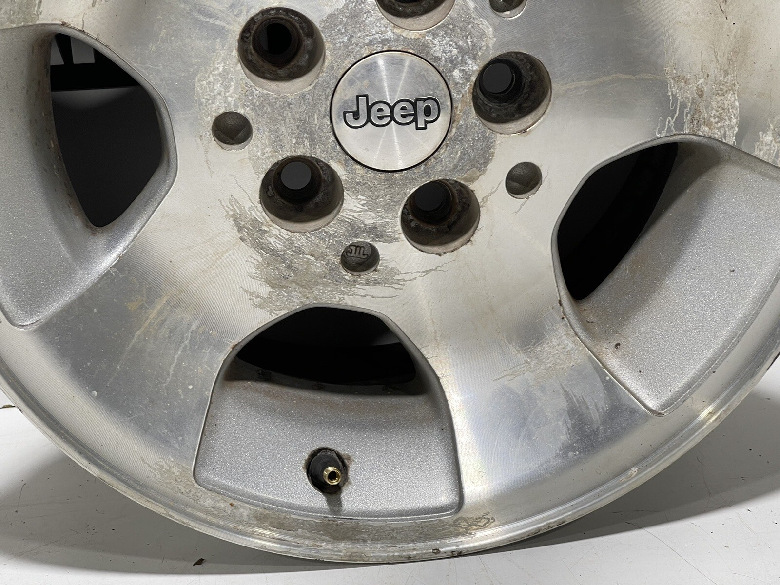 2000-2003 Jeep TJ OEM 15" Aluminum WHEEL Wrangler Cherokee Canyon 15x8 ...