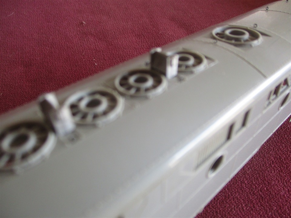 Highliners HO Undecorated Grey F7B Diesel Train Engine Railroad Spring ...