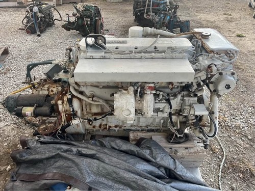 Caterpillar CAT 3116 Marine Diesel Engine Pair 300 HP 3116TA TWIN DISC ...