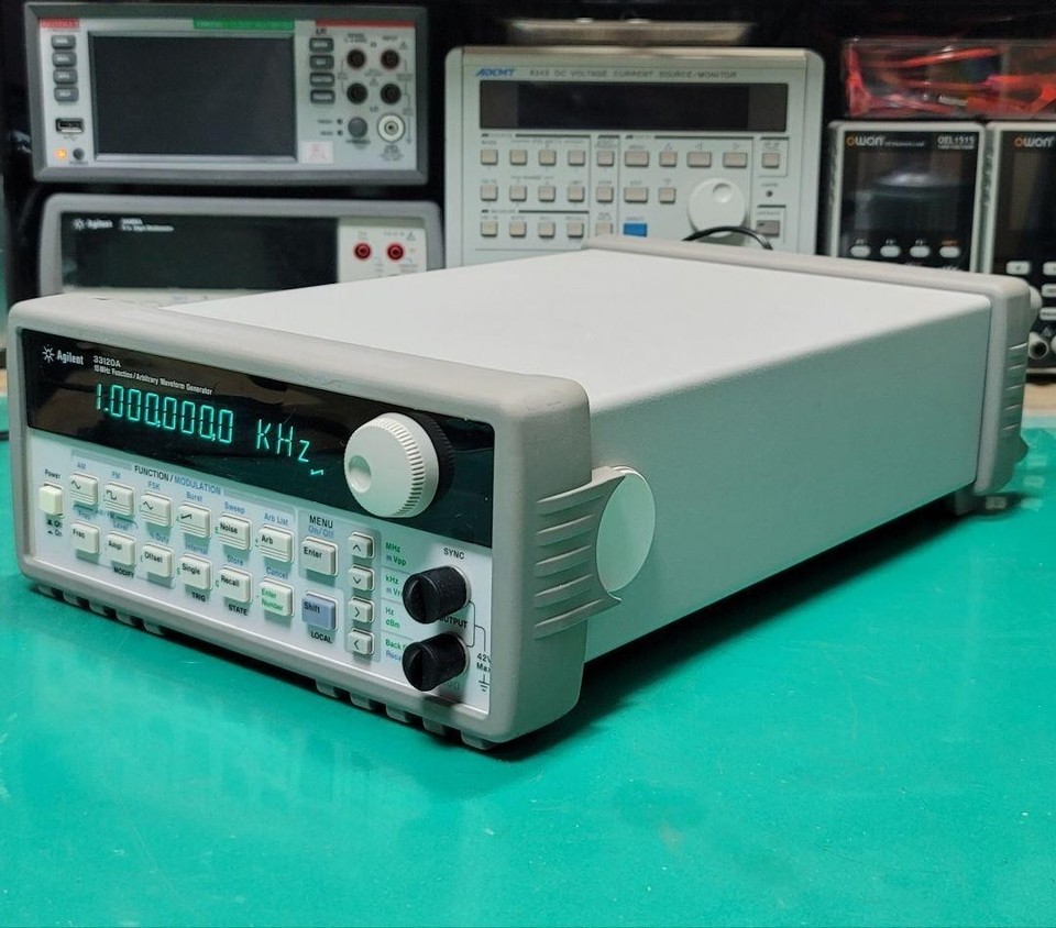 Agilent 33120A Rare 15MHz Function / Arbitrary Waveform Generator Opt ...