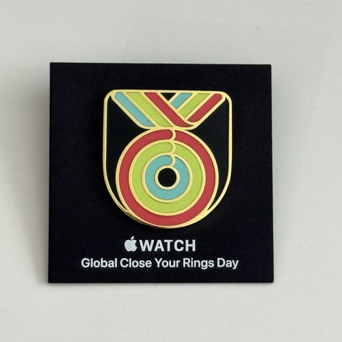 Offizieller Apple Pin Badge - Apple Watch "Global Close Your Rings Day ...