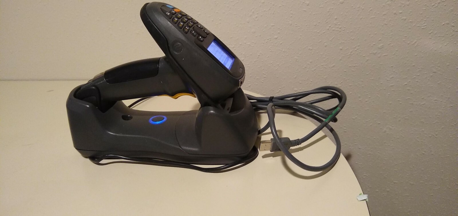 Symbol MT2070 Handheld Computer Scanner with charger base | eBay