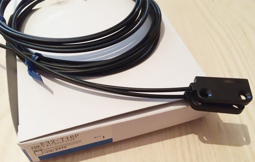 OMRON E32-T16P PhotoElectric Switch Fiber Unit E32T16P Cable New # | eBay