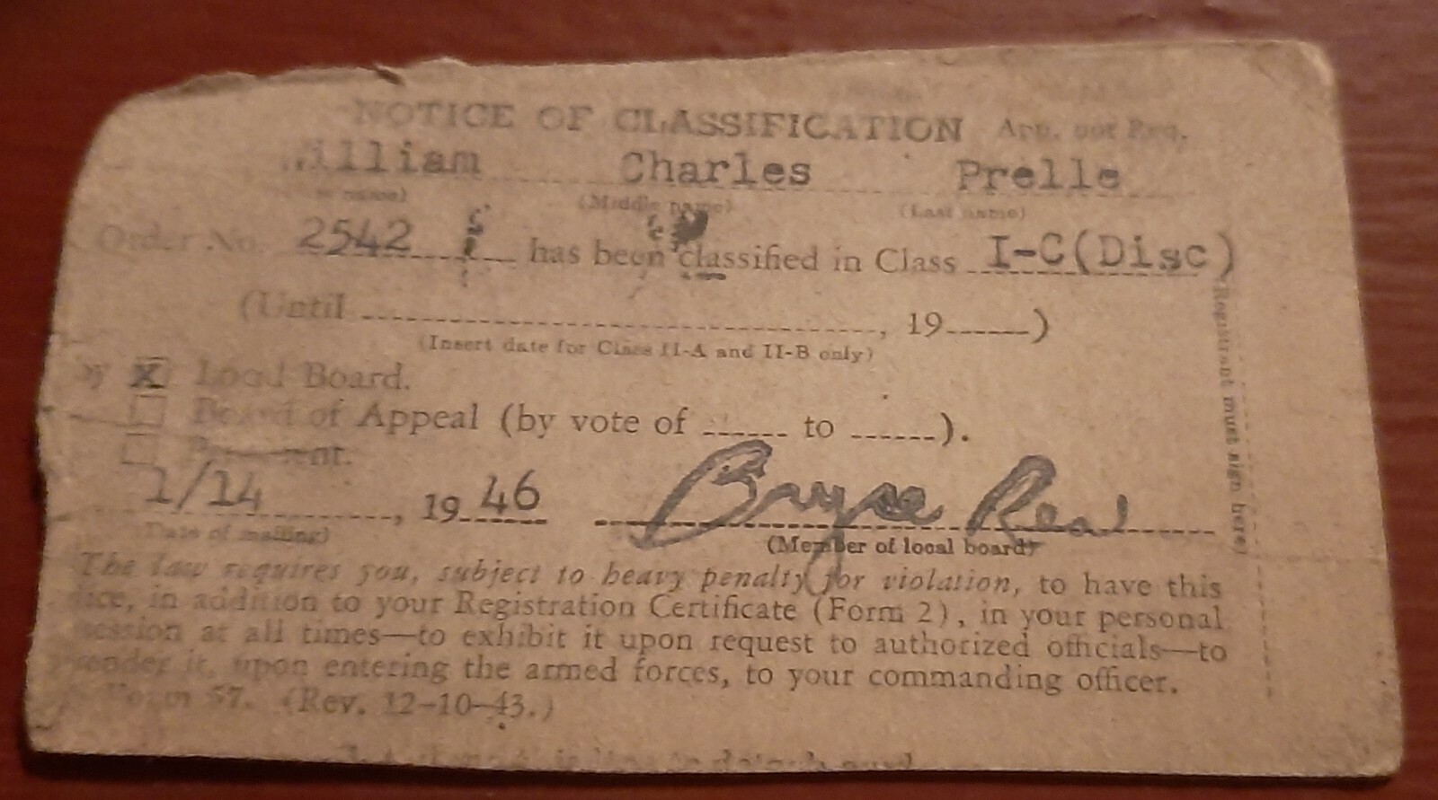 1946 WWII era Selective Service Card Notice of Classification card ...