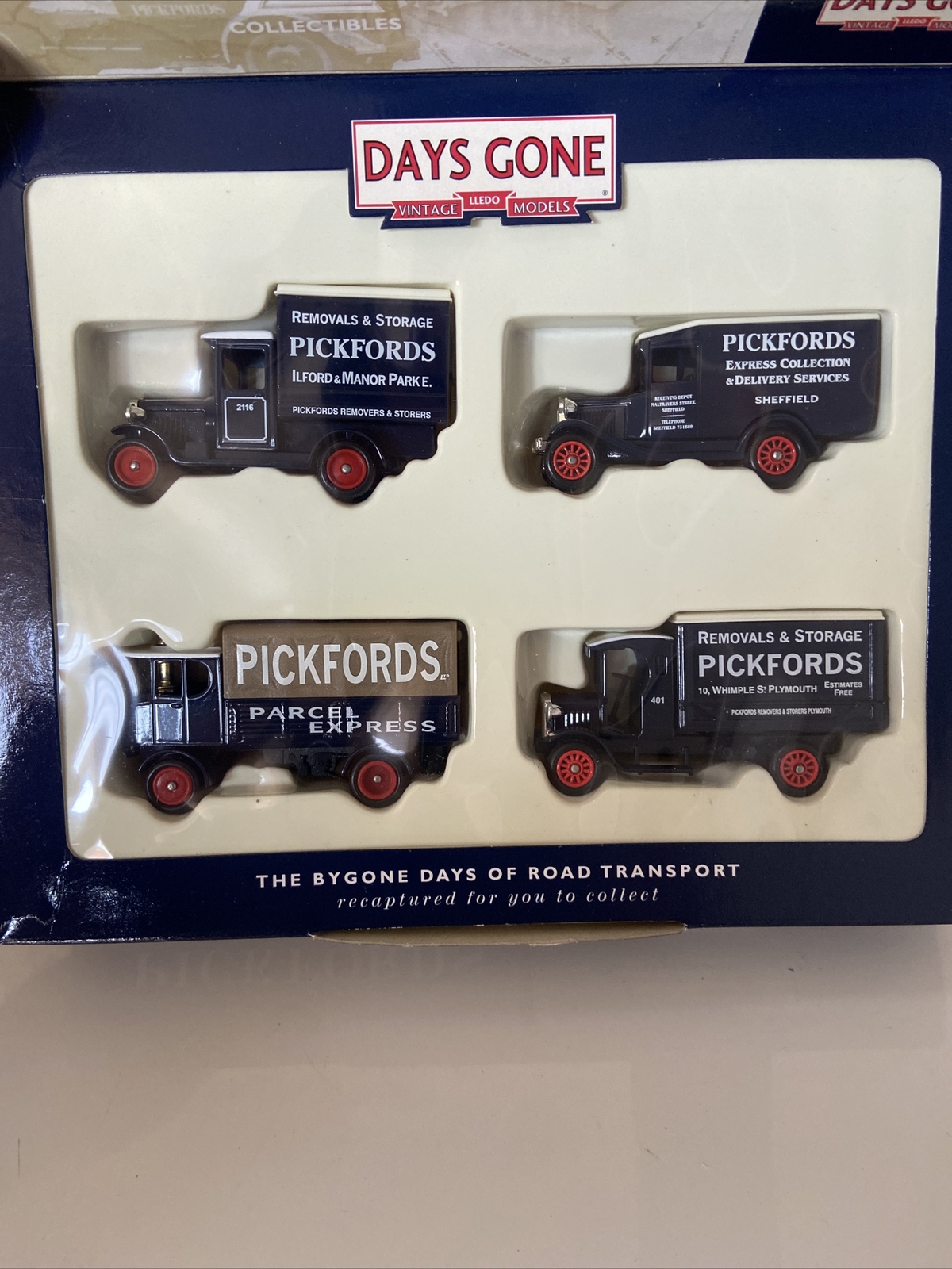 Lledo Collectibles PI1004 Set of 4 Pickfords Diecast Vintage Lorries ...