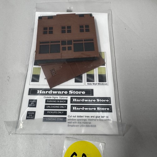 SMALLTOWN USA HO HARDWARE STORE KIT MODEL TRAINS Building 699-6006 | eBay