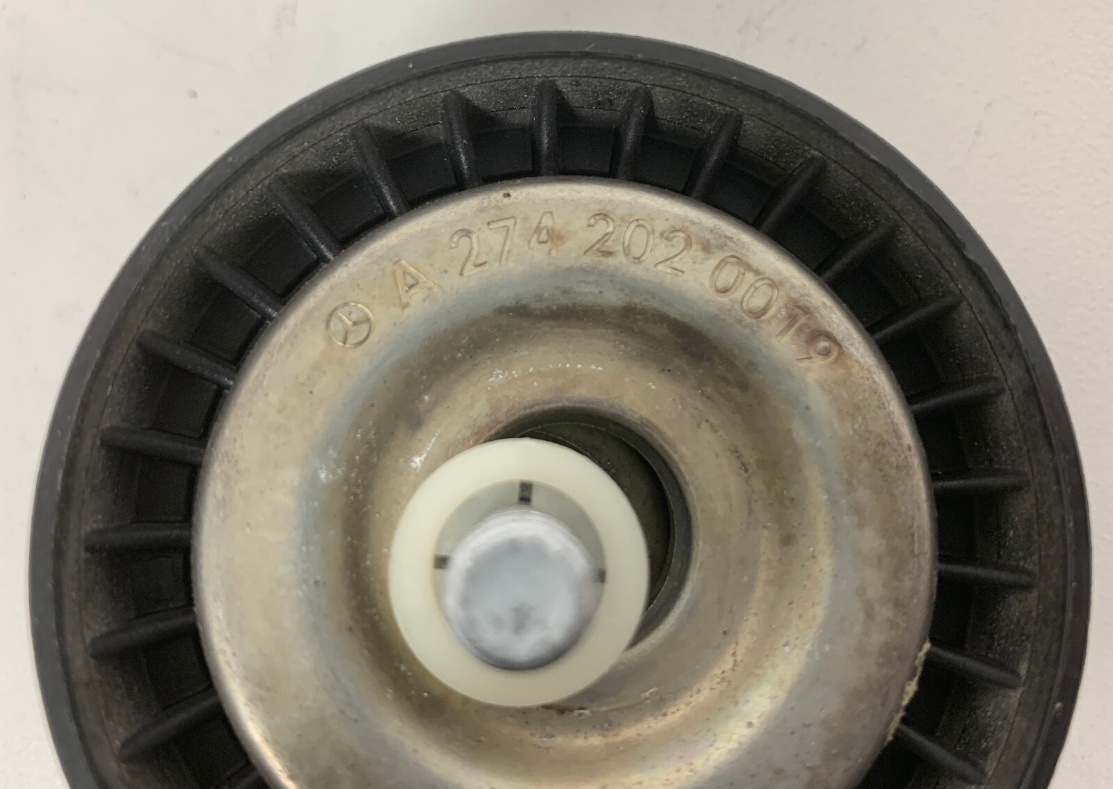 Mercedes-Benz Umlenkrolle A2742020019 | eBay.de