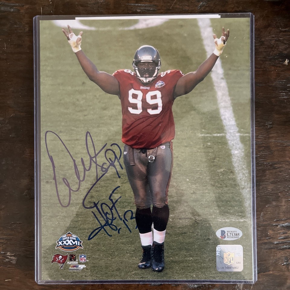 Warren Sapp Autographed Tampa Bay 8x10 Arms Up PF Photo W/ Insc ...