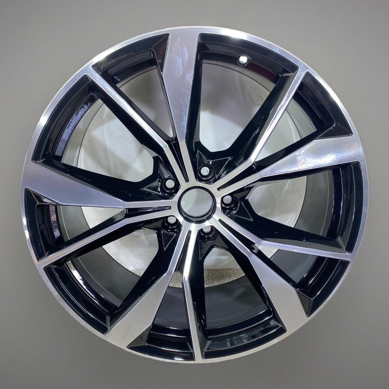 VOLKSWAGEN VW TIGUAN MISANO 20" ALLOY WHEEL RIM R LINE DIAMOND CUT 8.5J ...