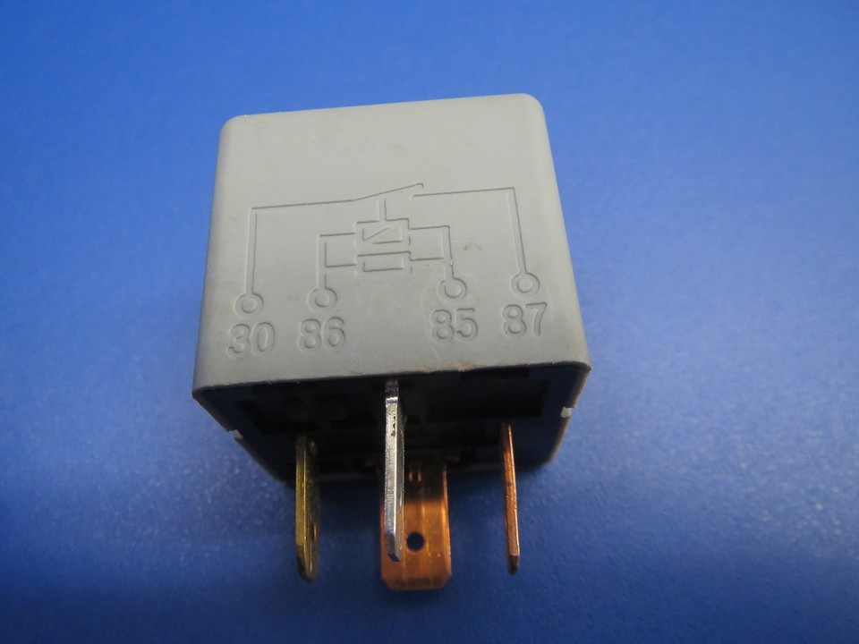 FUSE BOX RELAY 94580702 12V MAX30A DECO GRAY OEM. B3 | eBay