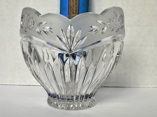 Oneida Crystal "Southern Garden Rose" Frosted Scalloped Candy/Potpourri ...