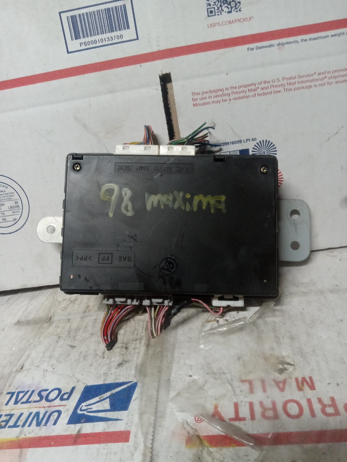 Chassis ECM Body Control BCM Center Dash Under Radio Fits 97-99 MAXIMA ...