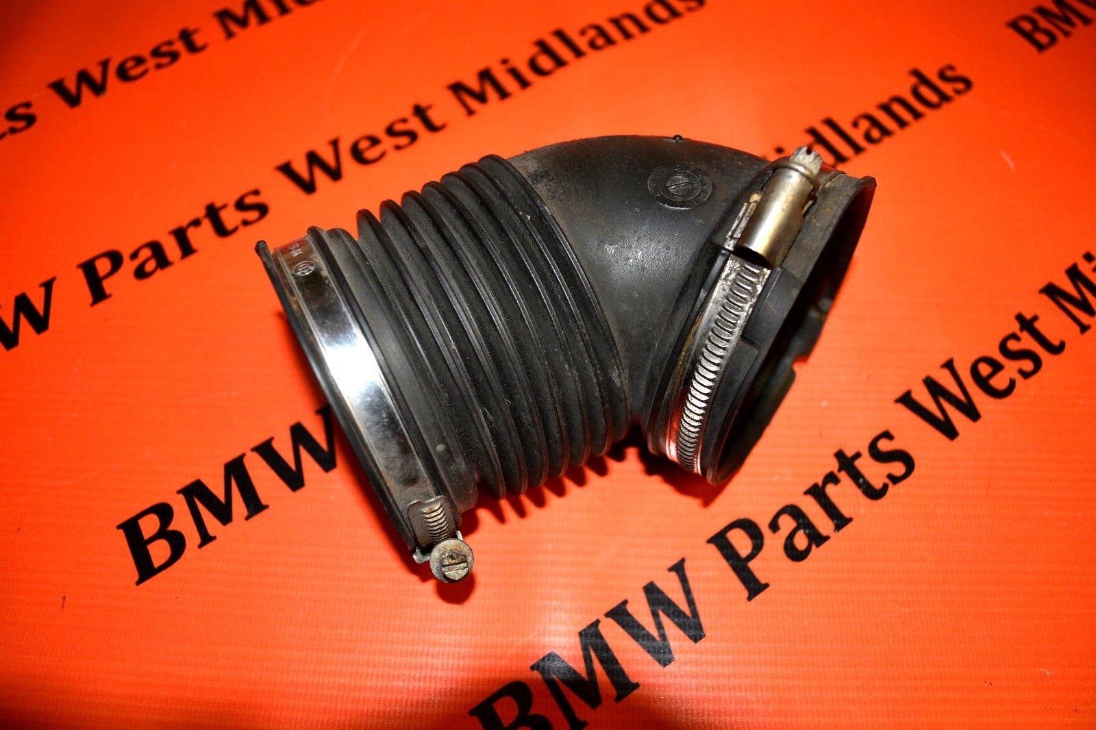 BMW 1 3 SERIES E90 E91 E92 E81 E87 N43B20A AIR FLOW METER AIR DUCT PIPE ...