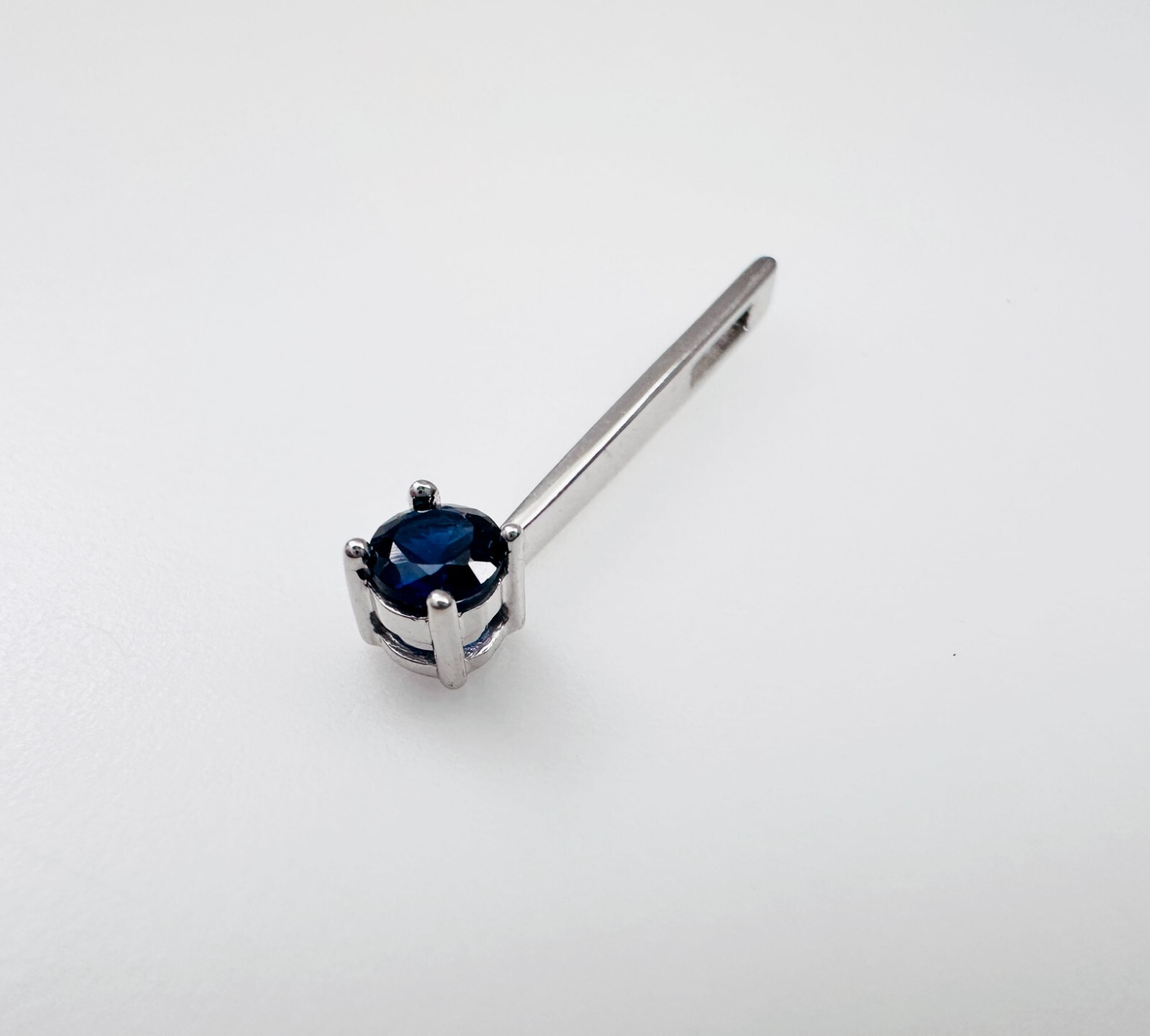 Estate Solid 10K White Gold .25ct Blue Sapphire Modern Linear Pendant ...