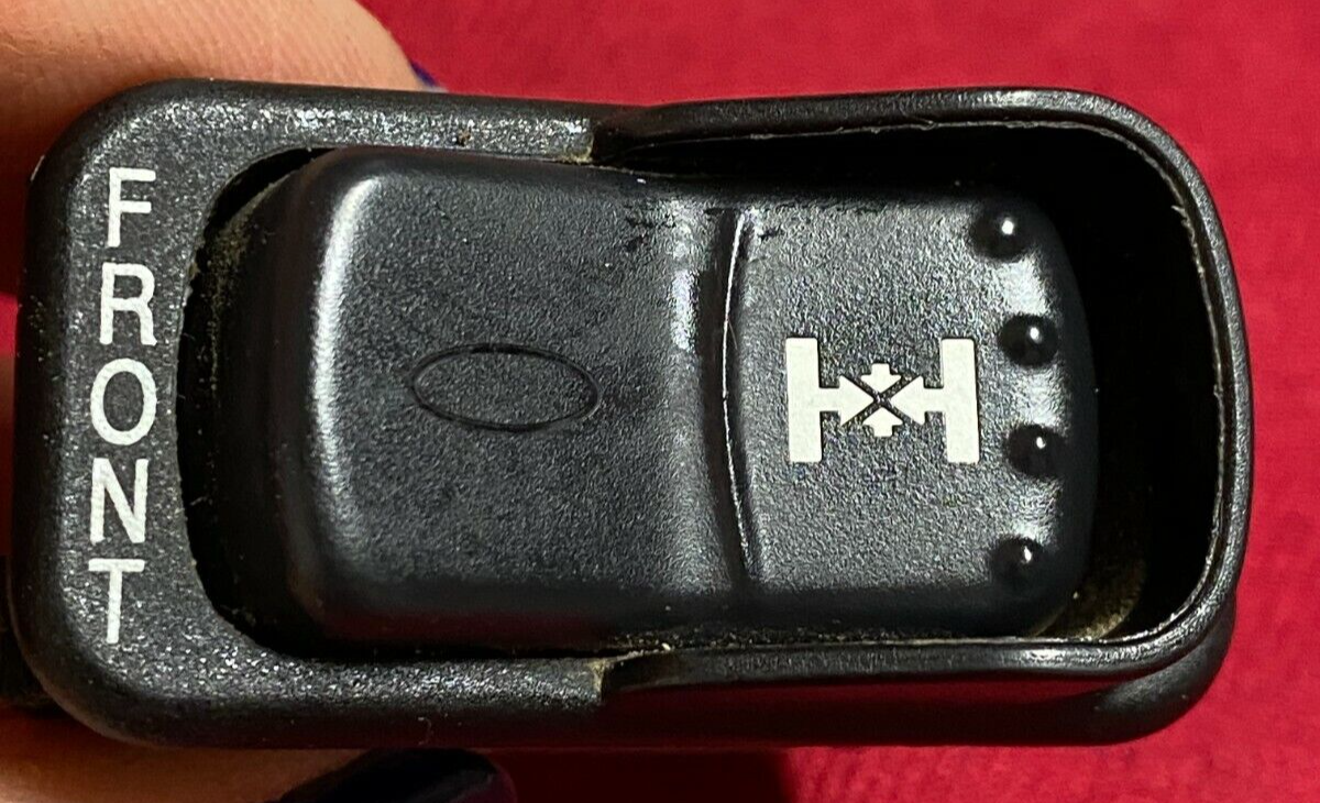 PETERBILT SWITCH DASH 16-09121-6D8ESW1G83 FRONT DIFF LOCK for sale ...