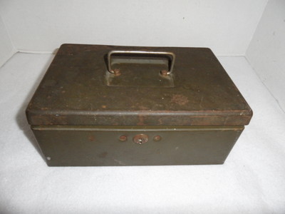 Vintage New Britain Machine Company Cash Box with Key | eBay