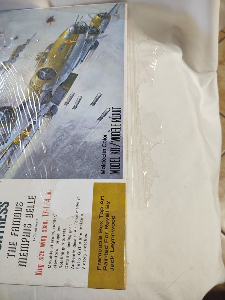 Vintage (1972) B-17 Memphis Bell Flying Fortress airplane model by ...