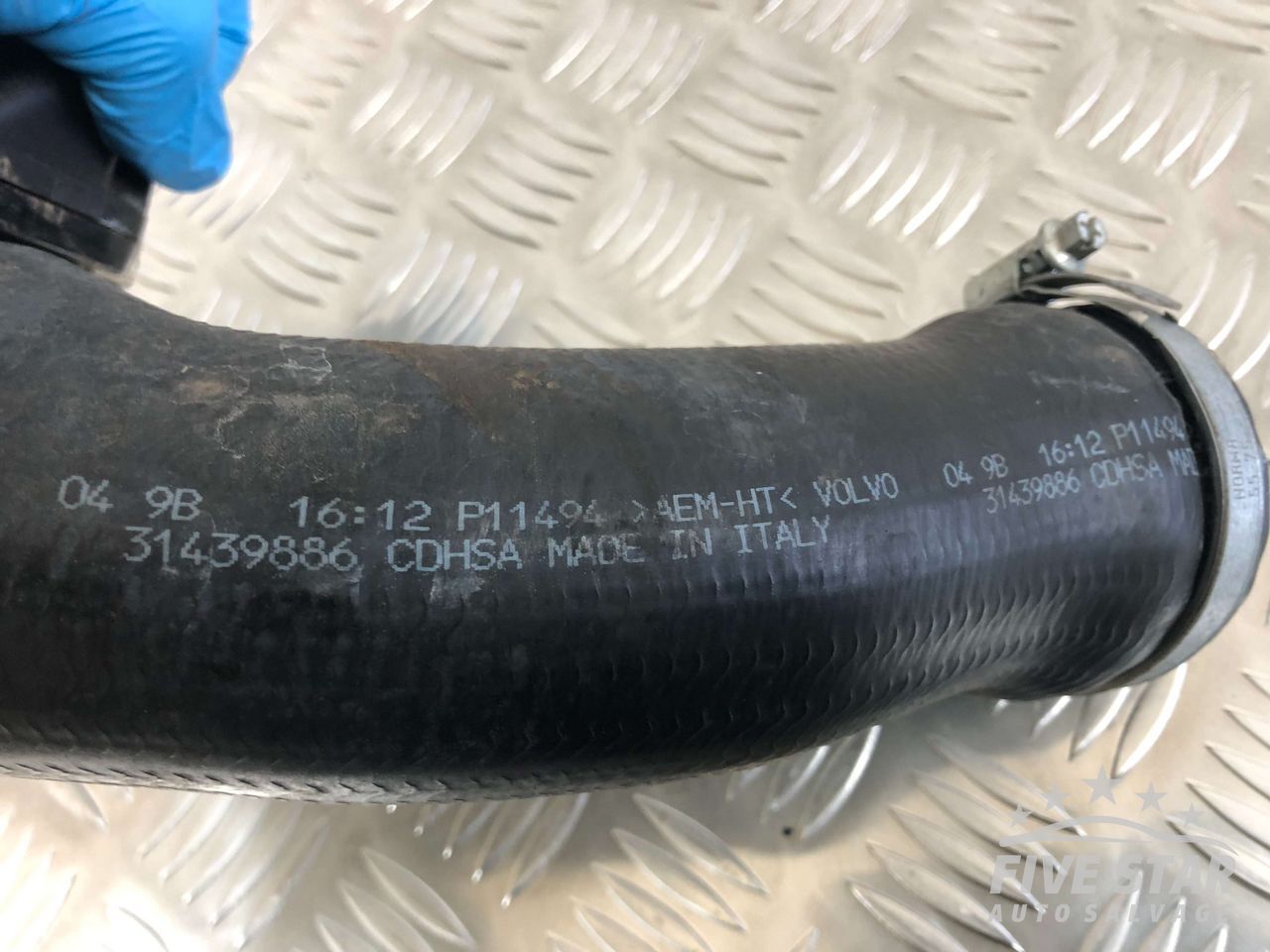 Volvo Xc90 2.0 T8 Hybrid AWD 2017 RHD Intercooler Hose Pipe 31422061 ...