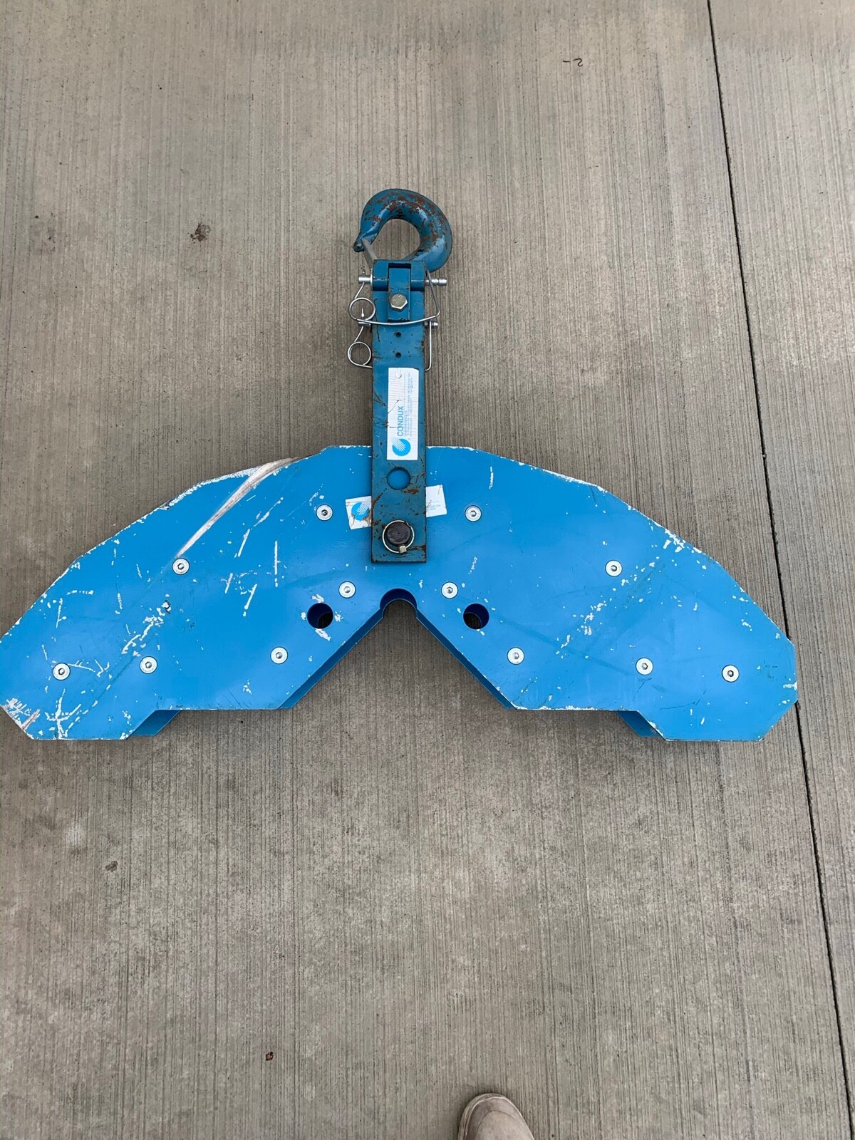 Condux 4” Nylatron quadrant block 08539110 with 10,000# hanger arm ...