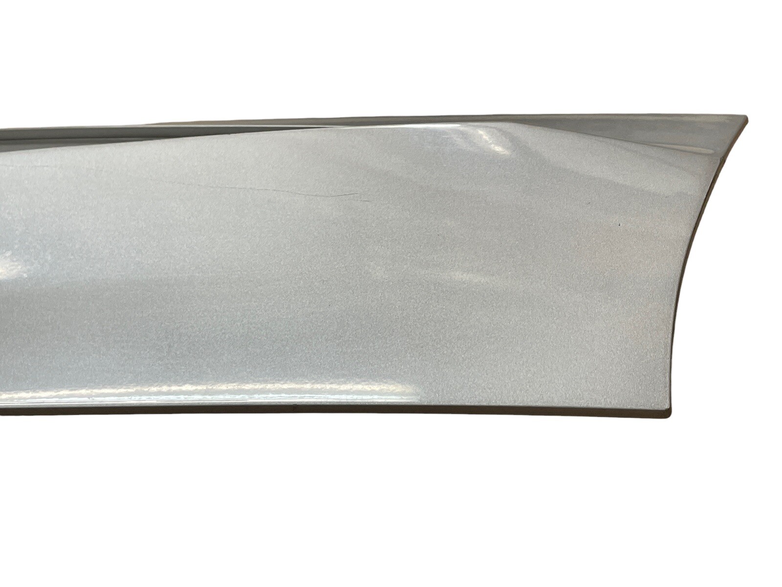 02-06 Cadillac ESCALADE ESV 3rd Brake Light Spoiler Bezel Housing ...