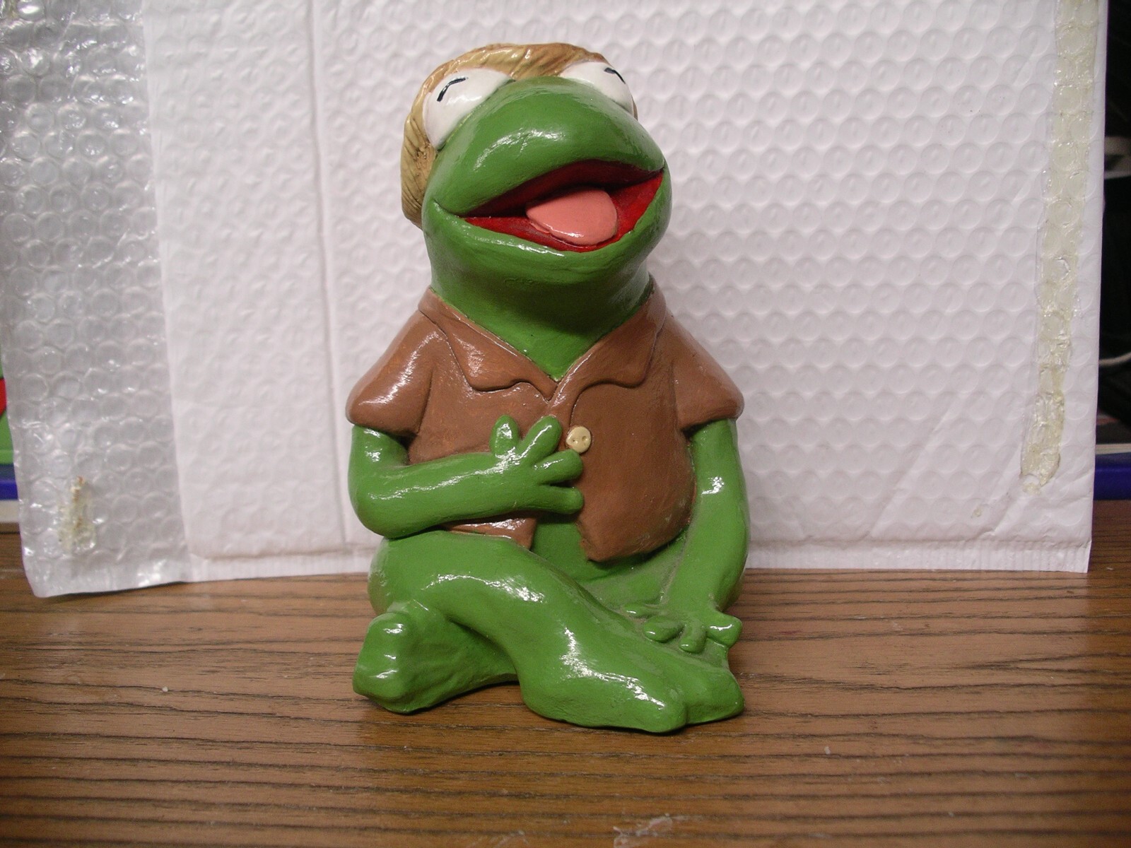 Hand made ceramic/clay KERMIT THE FROG BANK -one of a kind, signed - 1981 | eBay