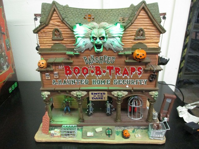 Lemax Spooky Town Banshees Boo-b-traps With Adaptor # 55912 for sale ...
