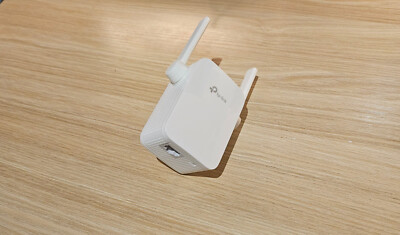 TP-Link AC750 Wi-Fi Range Extender - White (RE205) | eBay