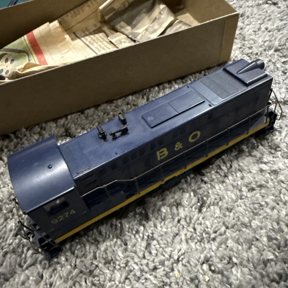 HO Scale Athearn Baltimore & Ohio Baldwin S12 Switcher Dummy Locomotive ...