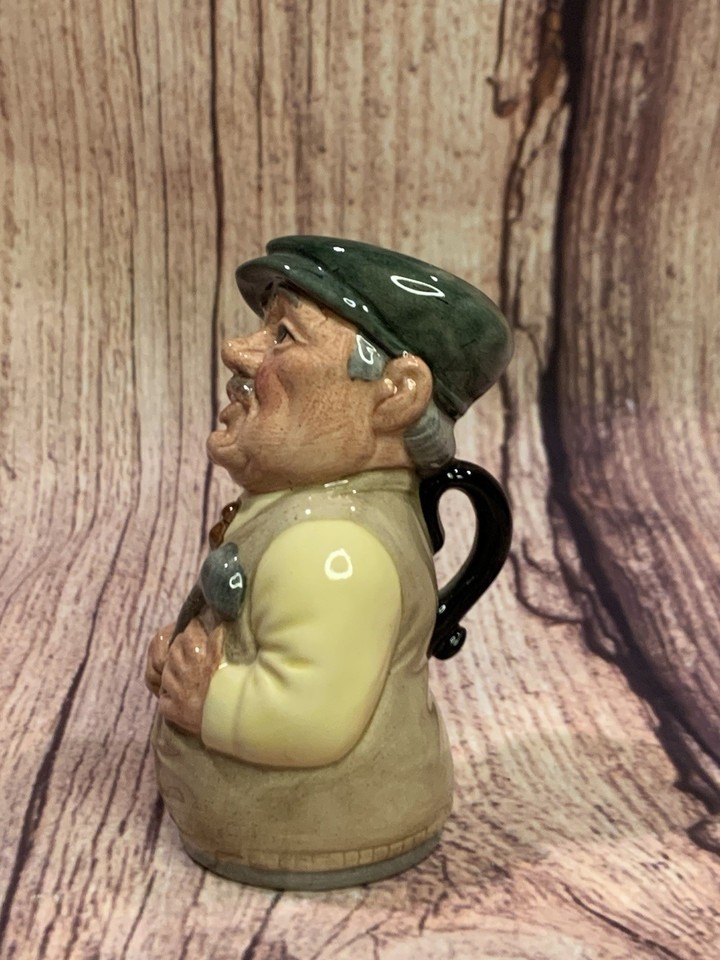 ROYAL DOULTON MAJOR GREEN-THE GOLFER D6740 | eBay