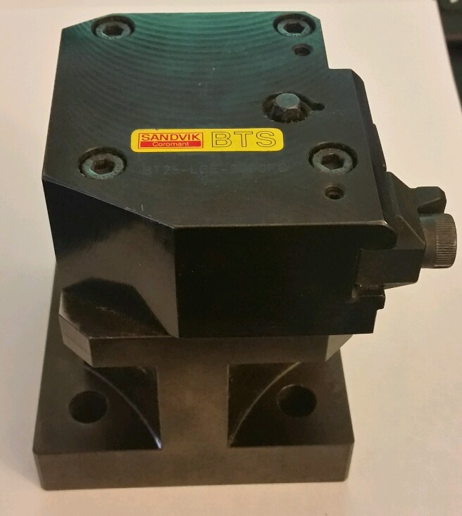 SANDVIK COROMANT X037000X 025570 BTS QUICK CHANGE CLAMPING UNIT ...