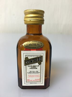 Mignon Miniature COINTREAU Liquore Specialite Angers De France 3cl 40% ...