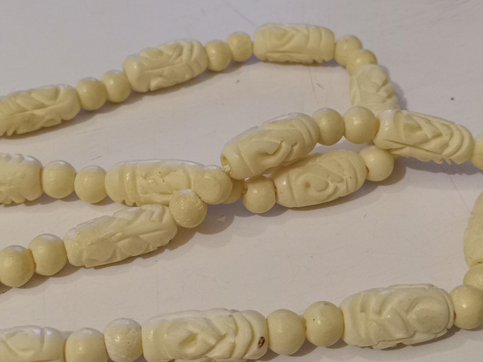 Vintage Carved Cow Bone Bead Necklace - Gem