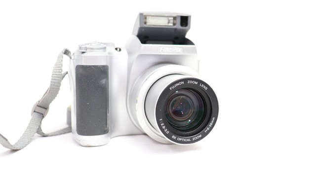 Fujifilm FinePix S Series S3100 4.0MP Digital SLR Camera - Silver (Body ...