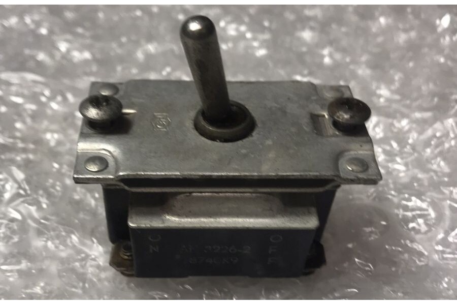 487-803, AN3226-2, Piper Comanche Aircraft Master Switch | eBay