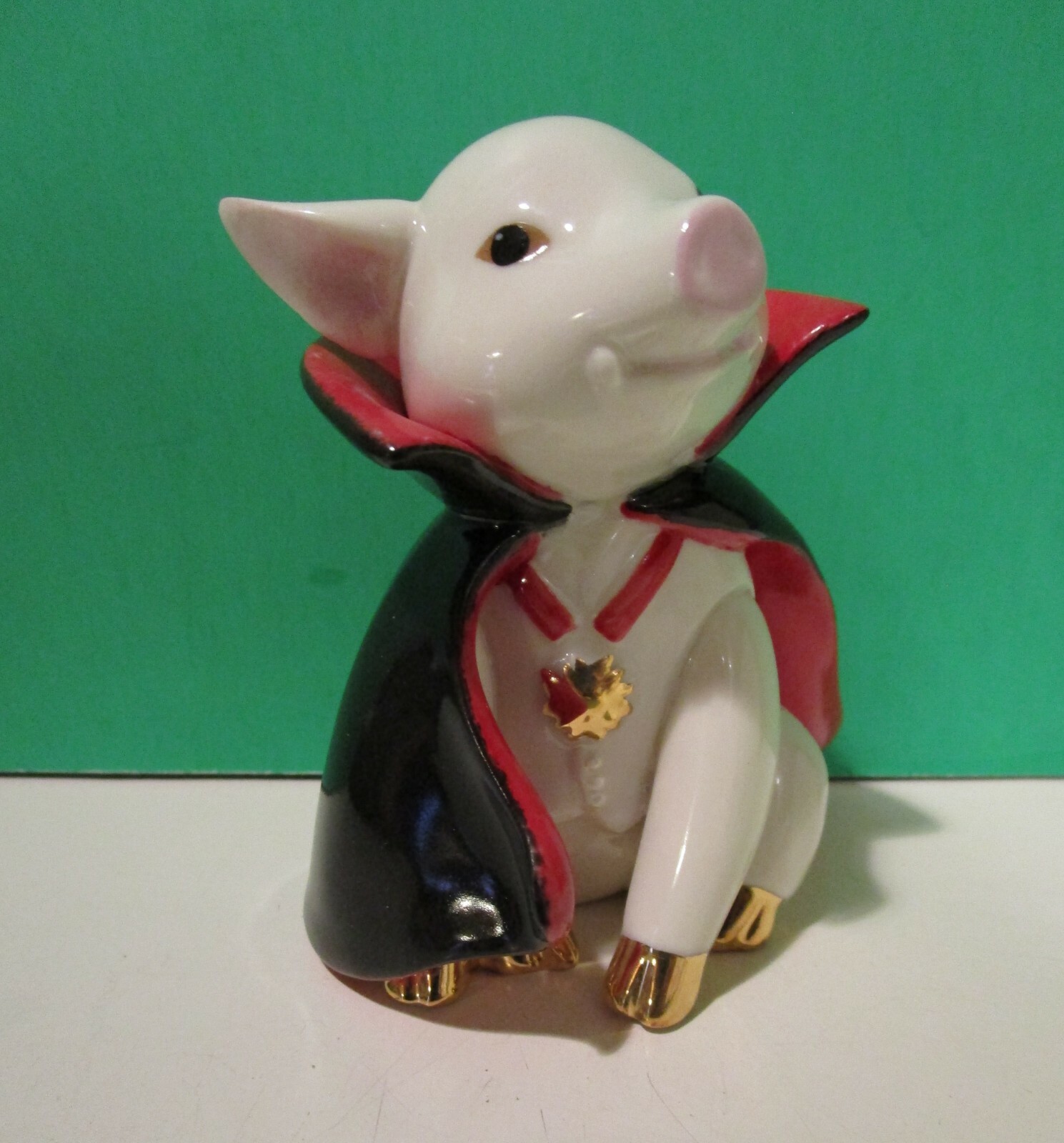 LENOX PORKULA PIG HALLOWEEN COUNT DRACULA sculpture --- --- NEW in BOX ...