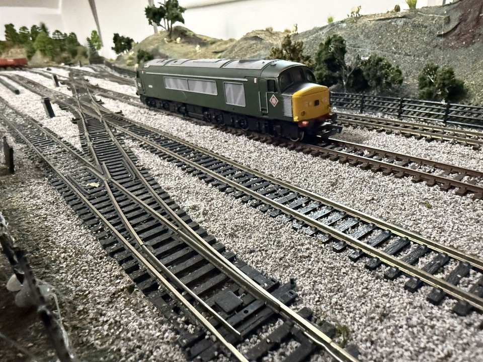 Bachmann Class 45 OO Gauge Locomotive BR Green DCC Ready | eBay UK