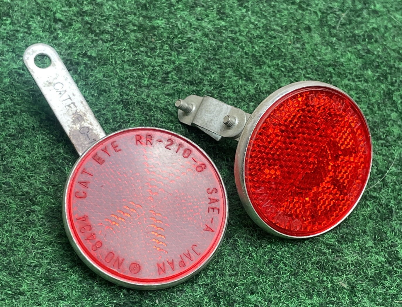 Vintage Pair Cat Eye RR-210 Reflectors C-1 S-1 Mounts Red Bicycle Round ...