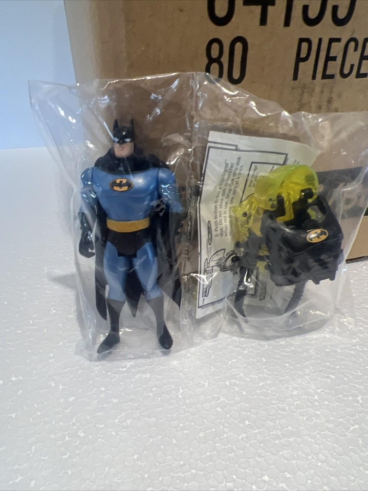 KENNER Vintage 1995 Batman Mail Away Animated Battle Helmet Action ...