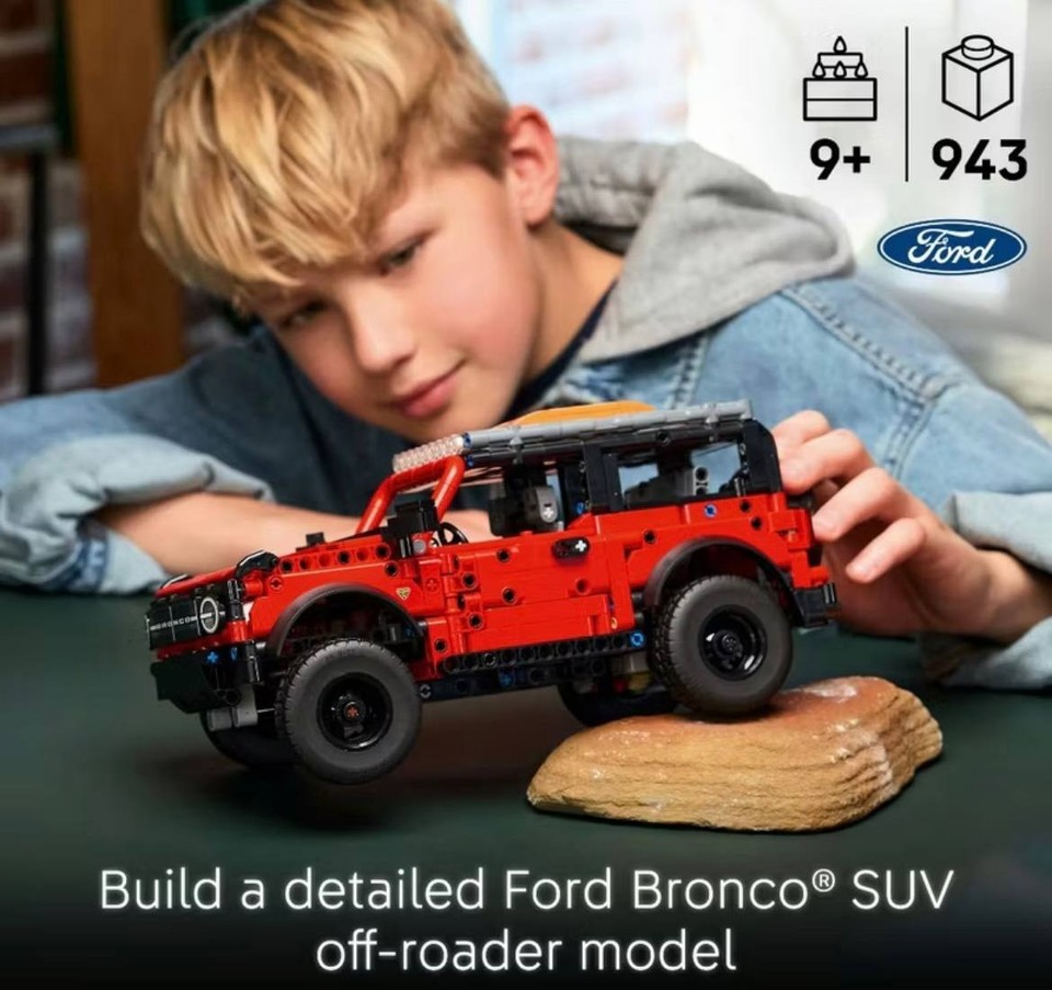 LEGO Technic Ford Bronco 42213 Licensed SUV 943pcs Collector Building ...
