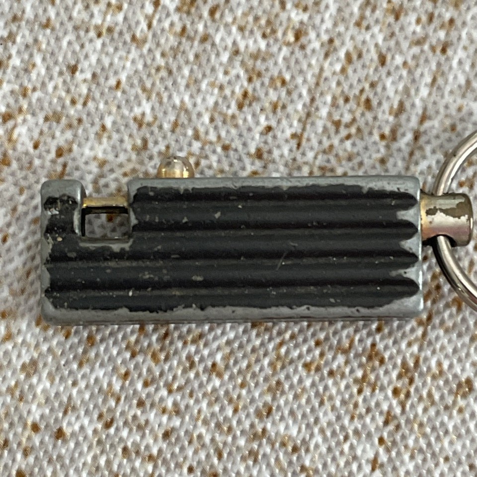 VINTAGE PONTIAC KEY RING | eBay