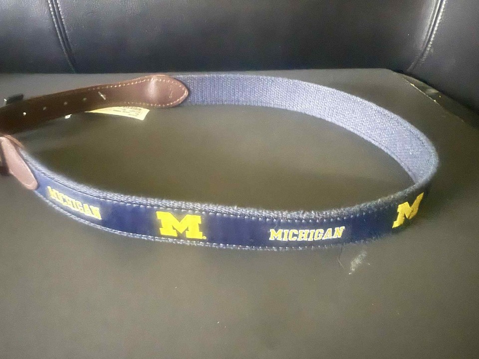 THE UNIVERSITY OF MICHIGAN WOLVERINES MEN'S CANVAS RIBBON BELT GO BLUE ...